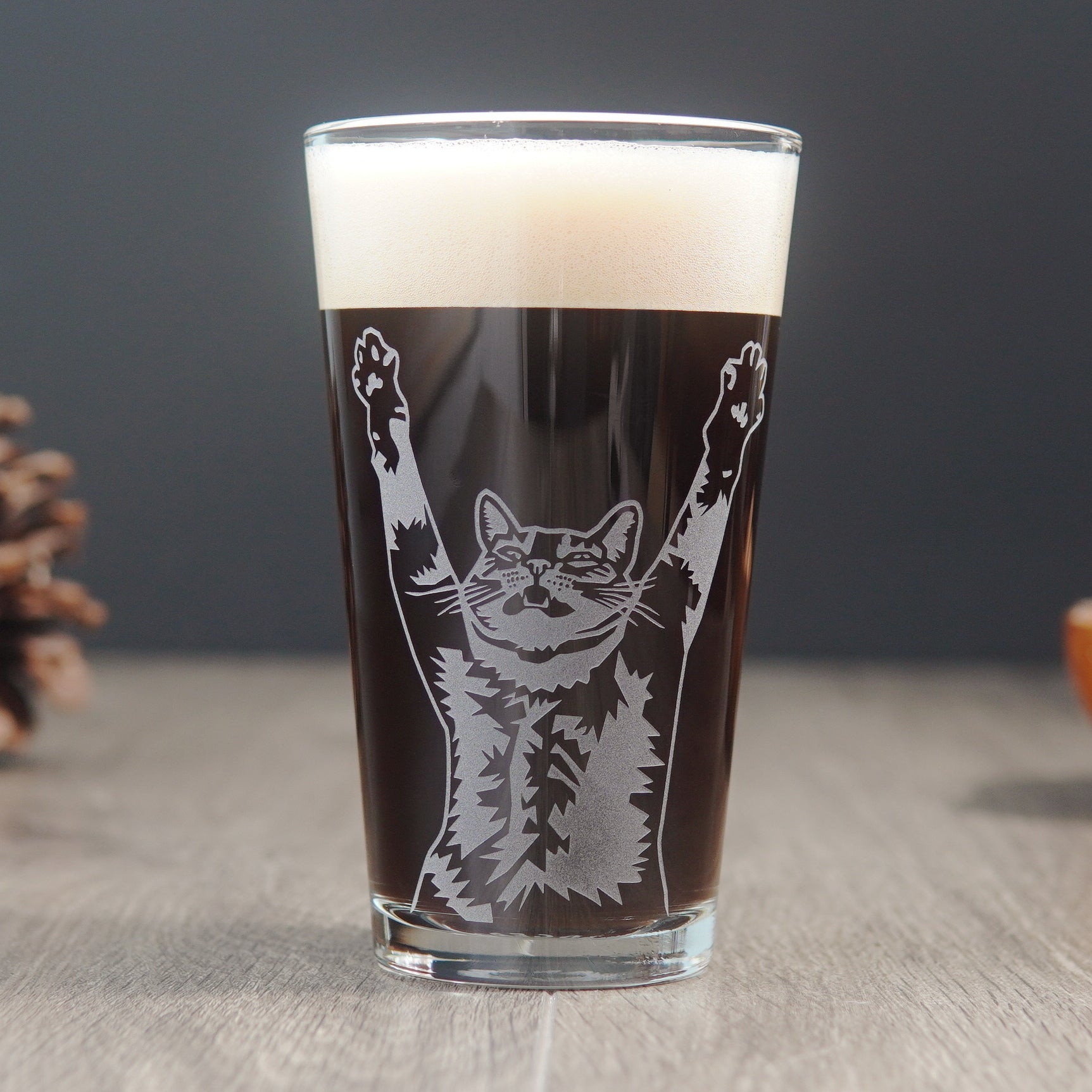 Stretch Cat Beer Pint Glass – Meowingtons